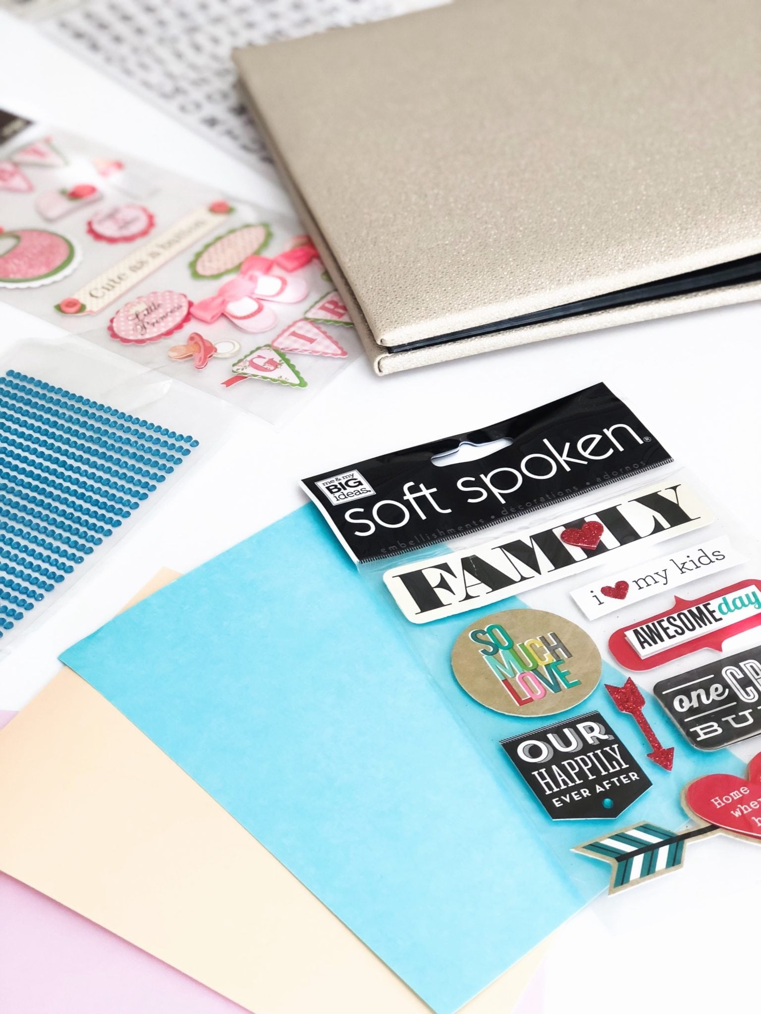 Memory Books: A Way To Celebrate Each New Year - MeatballMom