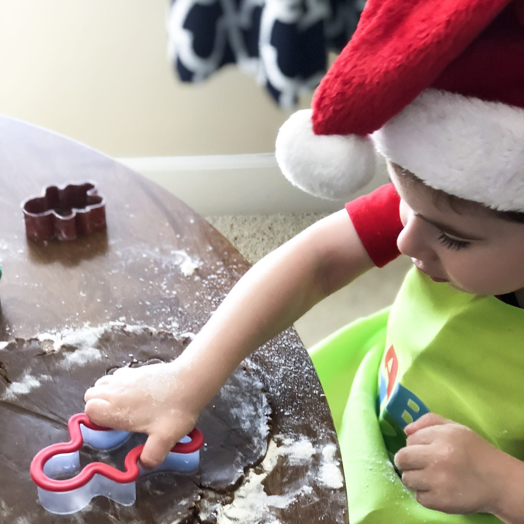 3 Gingerbread Themed Toddler Activities [FREE printable] - MeatballMom