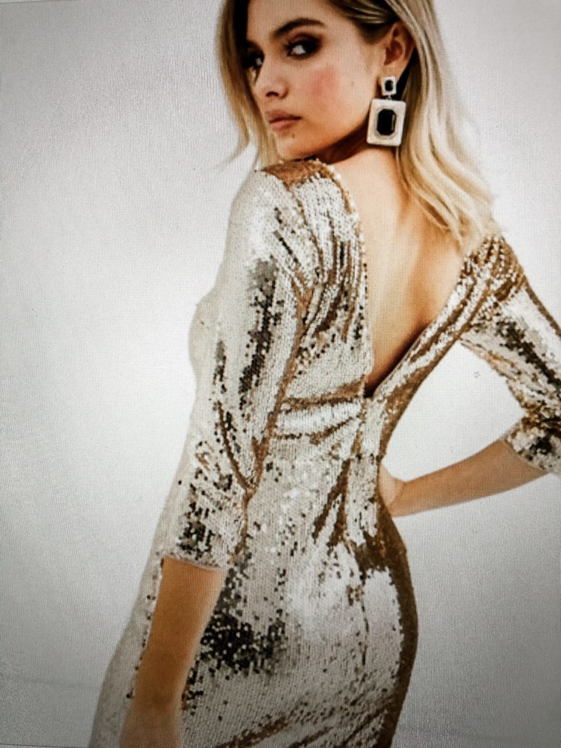 The Most Stunning Christmas Party Dresses This Year - Meatball Mom