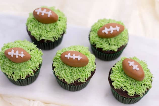 Super Bowl Food that will Make a Game Day Touchdown - MeatballMom